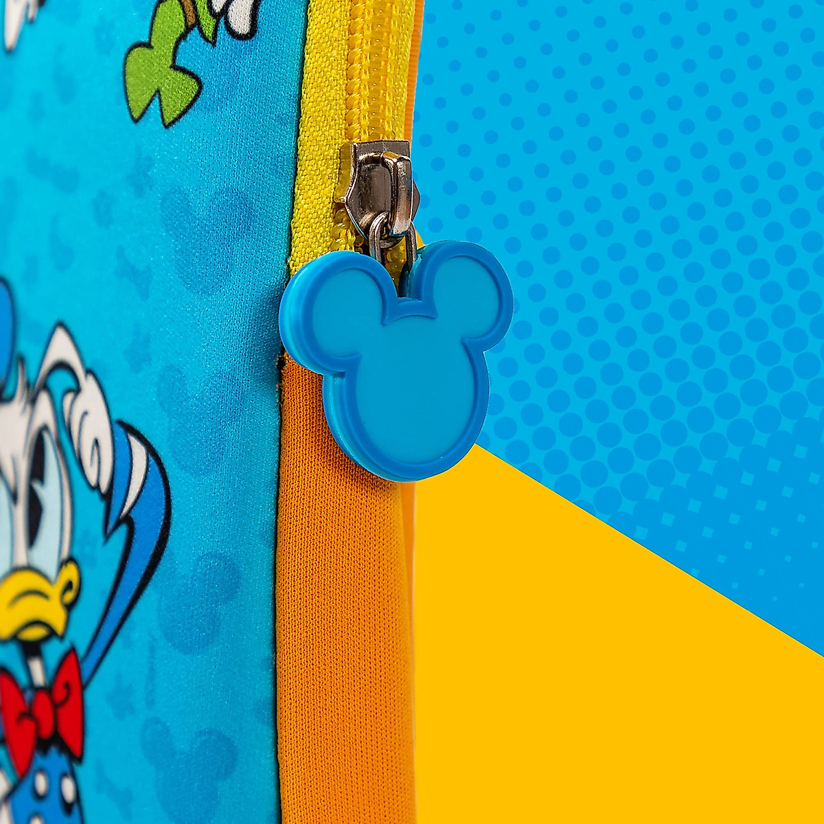 Pebble Gear Disney Mickey and Friends Carry Bag - Universal Neoprene Kids Carry Bag in Disney Mickey and Friends-Design, for 7" Tablets (Fire 7 Kids Edition, Fire HD 8 case), Durable Zip