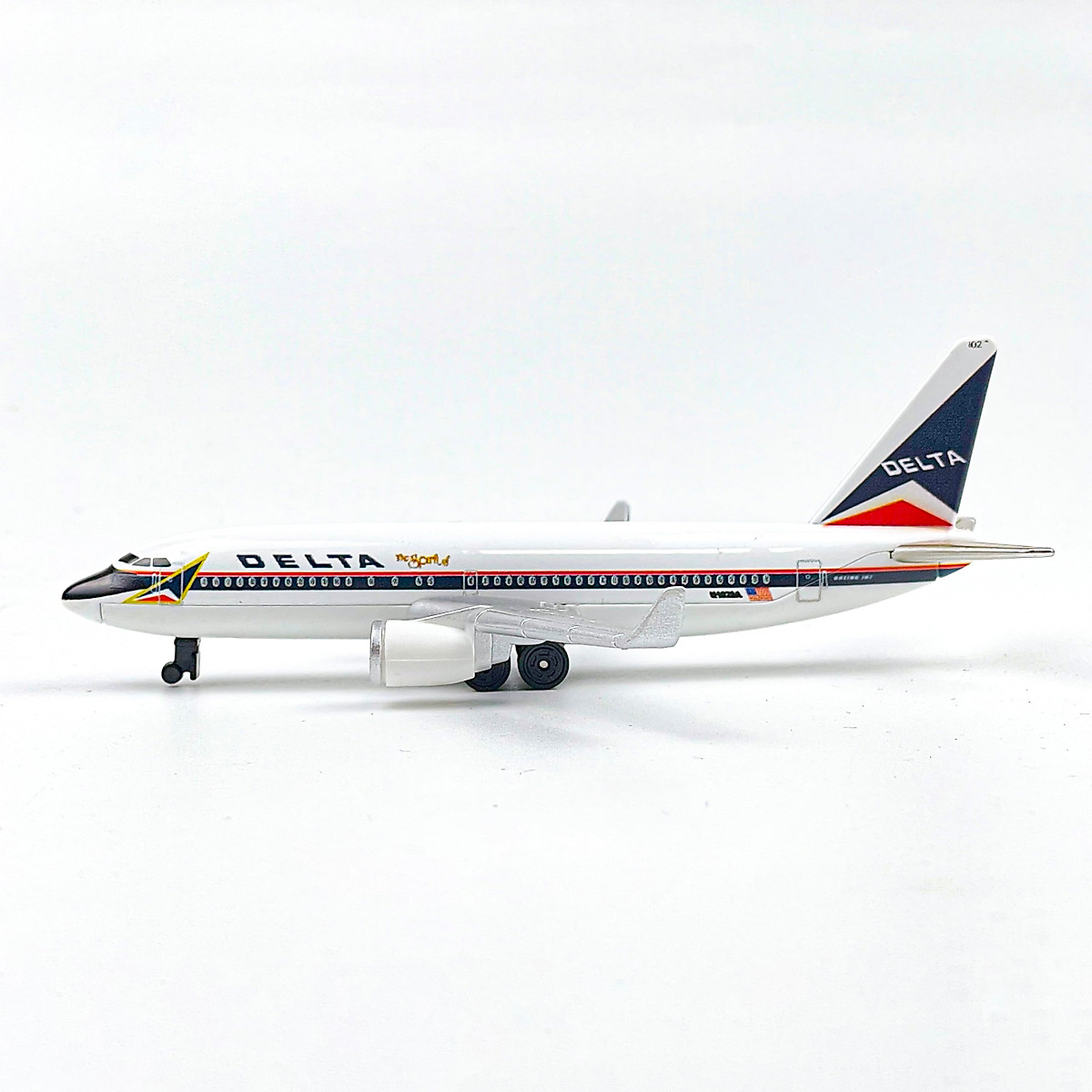 AVIAMUSE Model Airplanes, Delta Planes Model Aircraft Suitable for Collection and Christmas, Birthday Gifts