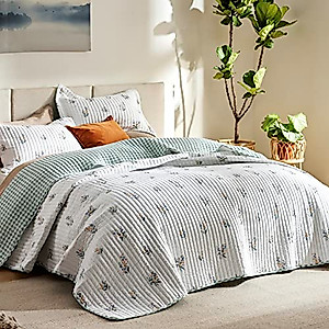 Bedsure Floral Quilt Set Queen - Reversible Summer Quilt, 3 Pieces Bedding Set, Botanical Spring Flower Microfiber Lightweight Bedspread, Coverlet Set with 2 Pillow Shams for All Seasons (90"x96")
