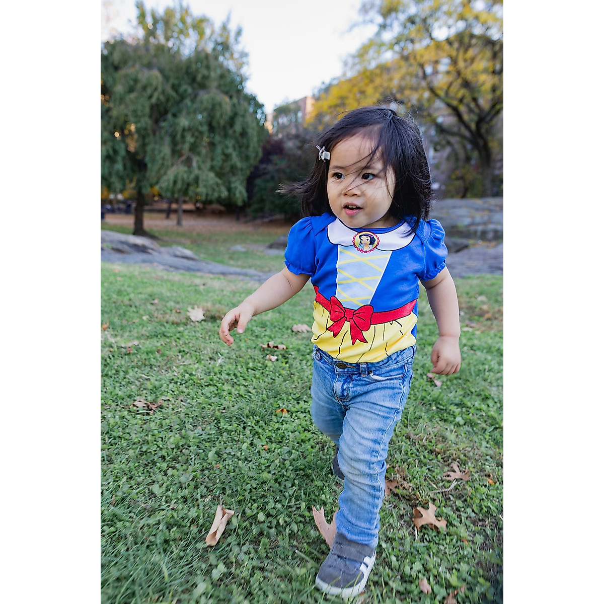 Disney Princess Snow White Belle Aurora Infant Baby Girls 5 Pack Bodysuits Aurora, Snow White, Ariel, Cinderella, Belle 18 Months