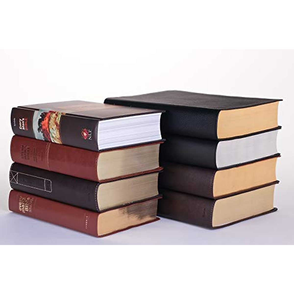 Every Man's Bible: New Living Translation, Deluxe Explorer Edition (LeatherLike, Brown) – Study Bible for Men with Study Notes, Book Introductions, and 44 Charts