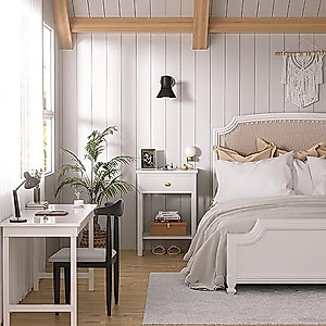 Hoiplu White Nightstand with Charging Station Set of 2, Bamboo Night Stand Bedside Table with 2 USB Port and Outlet, Real Wood End Table Farmhouse Side Table with Drawer for Bedroom, Living Room