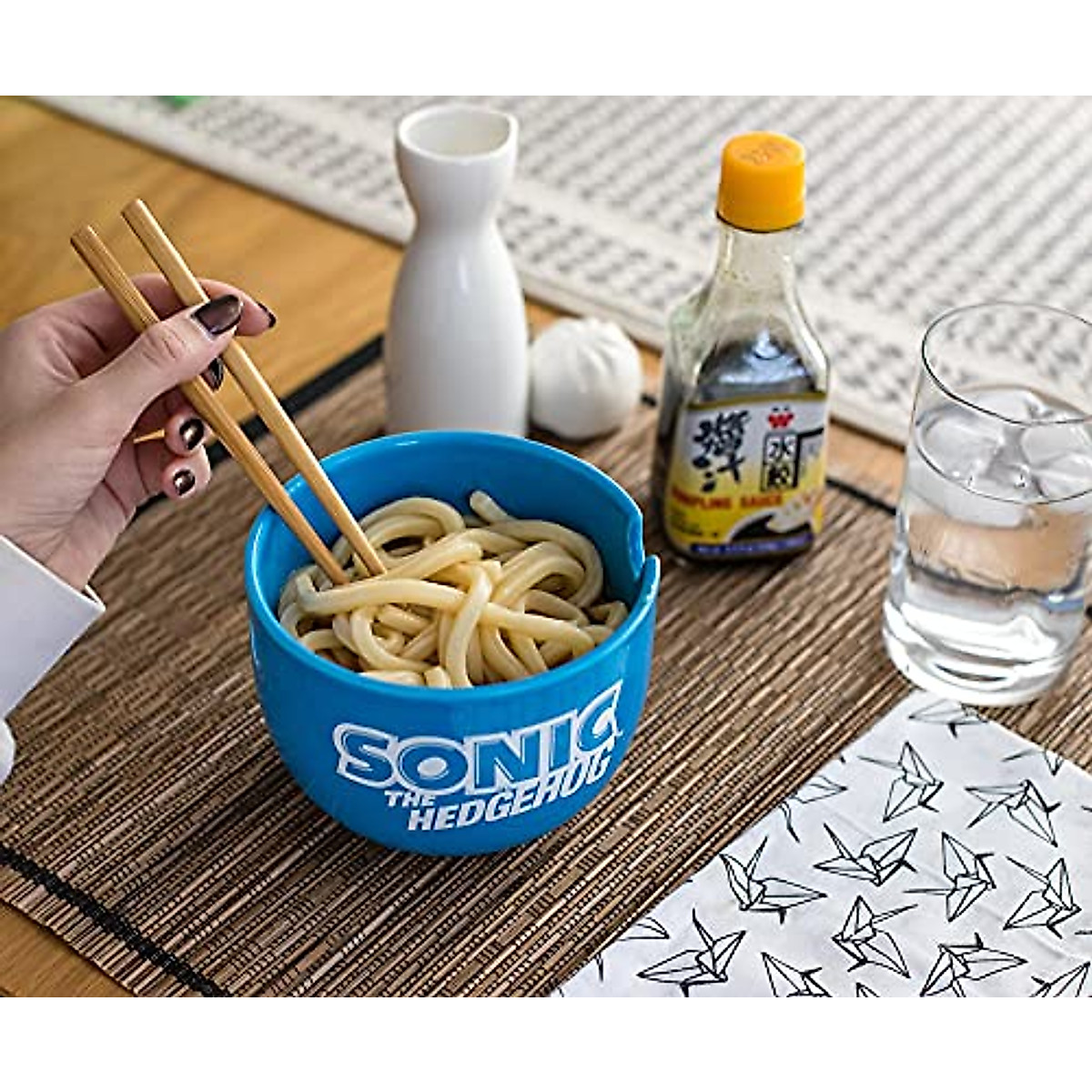 Sonic The Hedgehog Japanese Ceramic Dinnerware Set | Includes 14-Ounce Ramen Bowl and Wooden Chopsticks | Asian Food Dish Set for Home Kitchen | Fun Gamer Gifts