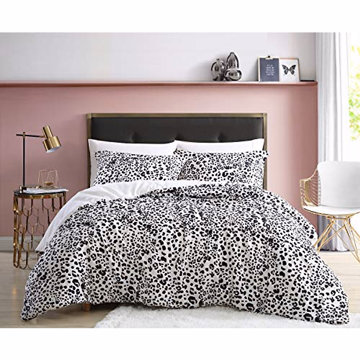 Betsey Johnson - King Duvet Cover Set, Reversible Bedding with Matching Shams, Modern Home Decor (Water Leopard White, King)