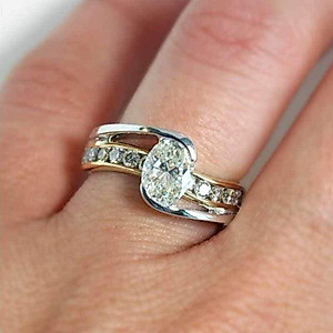 XINQI Plated Silver Oval Cut 4ct Cubic Zirconia CZ Solitaire Engagement Ring (6)