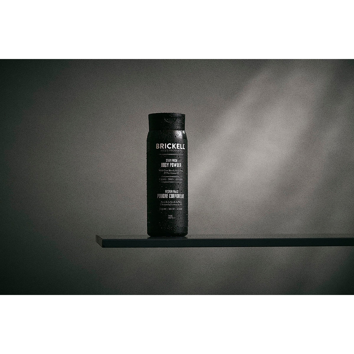 Brickell Men's Products Stay Fresh Body Powder for Men, Natural and Organic Talc-Free, Absorbs Sweat, Keeps Skin Dry, Unscented, 5 oz