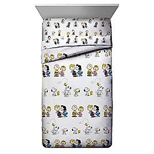 Jay Franco Peanuts Classic Pals 5 Piece Twin Bed Set - Includes Reversible Comforter & Sheet Set - Bedding Features Snoopy & Charlie Brown - Super Soft Fade Resistant Microfiber