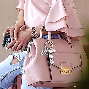 Ouligay Nurse Keychain Nurse Gifts for Women Thank You Keychain Nurse Appreciation Keychain Nurse Practitioner Gifts Nurse Graduation Gifts Nurses Week Gifts Medical Assistant Gifts Nurse