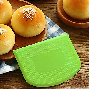 nescope Dough Scraper Bowl Scraper Food safe Plastic Dough Cutter Flexible Plastic Scraper Practical Bench Scraper Multipurpose Food Scrappers for Bread Dough Cake Fondant Icing(4PCS)