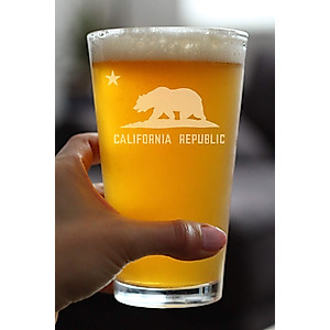 California Flag Pint Glass for Beer - State Themed Drinking Decor and Gifts for Californian Women & Men - 16 Oz Glasses
