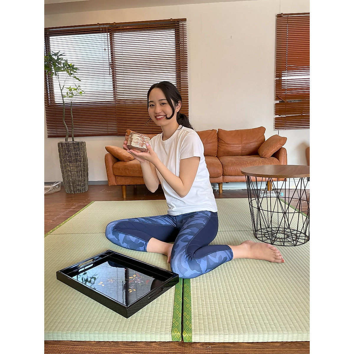 和楽美 Warabi Tatami mat for Living Room, Mattress, Rug,Portable Mattress,Japanese Bed, Rush Igusa Made in Japan 33.5in×33.5in (Asanoha)