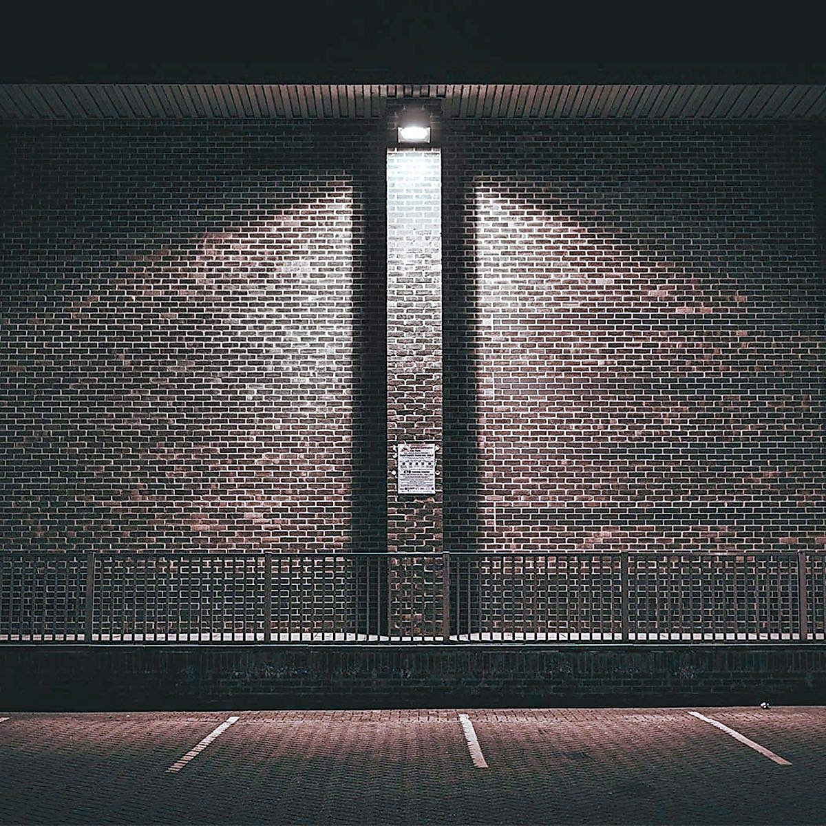 LE Dusk to Dawn Area Light with Photocell, 80W 10000lm LED Wall Pack Light, 300W Metal Halide Equivalent, 5000K Daylight Outdoor Security Flood Light, Commercial Area Lighting, UL Listed