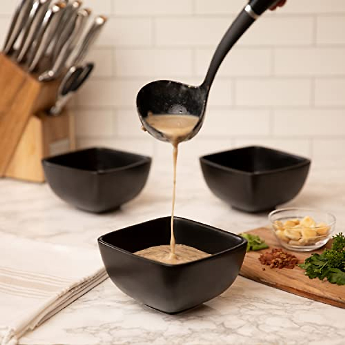 Bruntmor 26 Oz Black Porcelin Ceramic Square Soup Bowls with Handles, Soup Crocks Set of 6, Large Black Soup Bowls For Kitchen, Side Dish, Soup, Cereal,ice ice cream and Salad, Perfect for Christmas