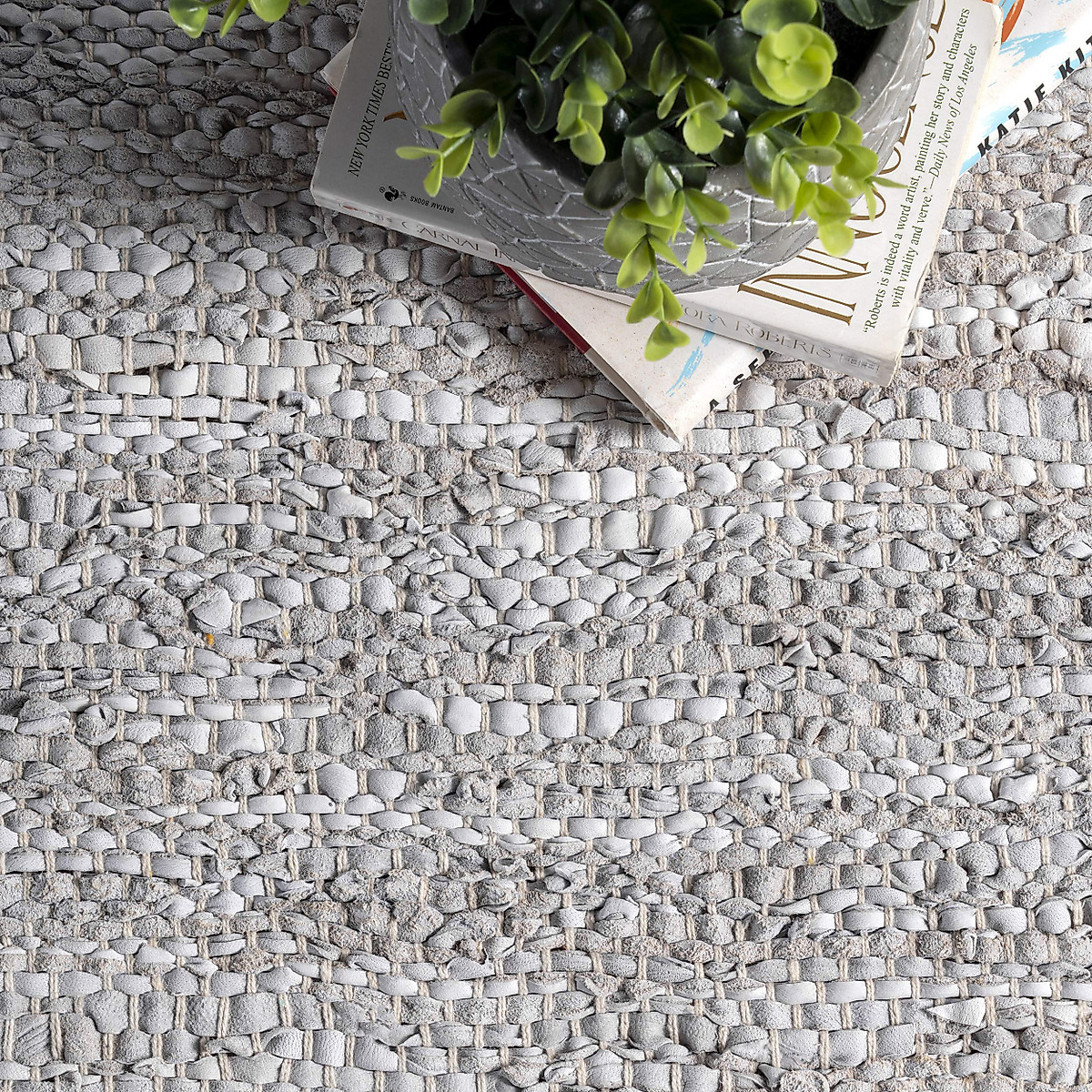 nuLOOM Sabby Hand Woven Leather Flatweave Runner Rug, 2' x 6', Light Grey