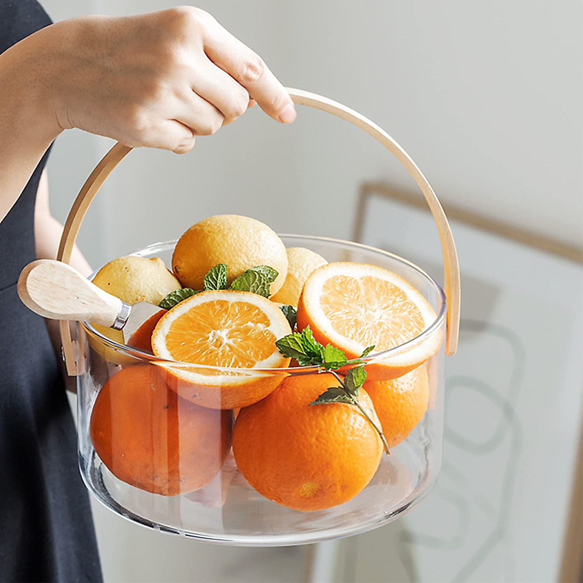 Funnyroom Clear Glass Fruit Serving Bowl, Nuts Dry Fruit Snack Tray with Wood Divider and Lid, Berry Vegetables Basket with Handle for Kitchen Fridge Storage Containers (Glass Basket-Large)