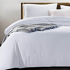 meadow park Matelasse Duvet Cover Set, King Size, 3 Pieces Pack, 100% Cotton, Pre-Washed, Soft & Cozy, Woven Jacquard Textured, Geo Design, White