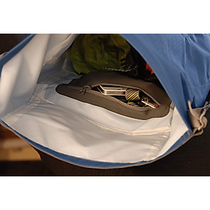 Sea to Summit Flow Drypack 35-Liter Daypack for Skiing and Hiking, Royal Blue