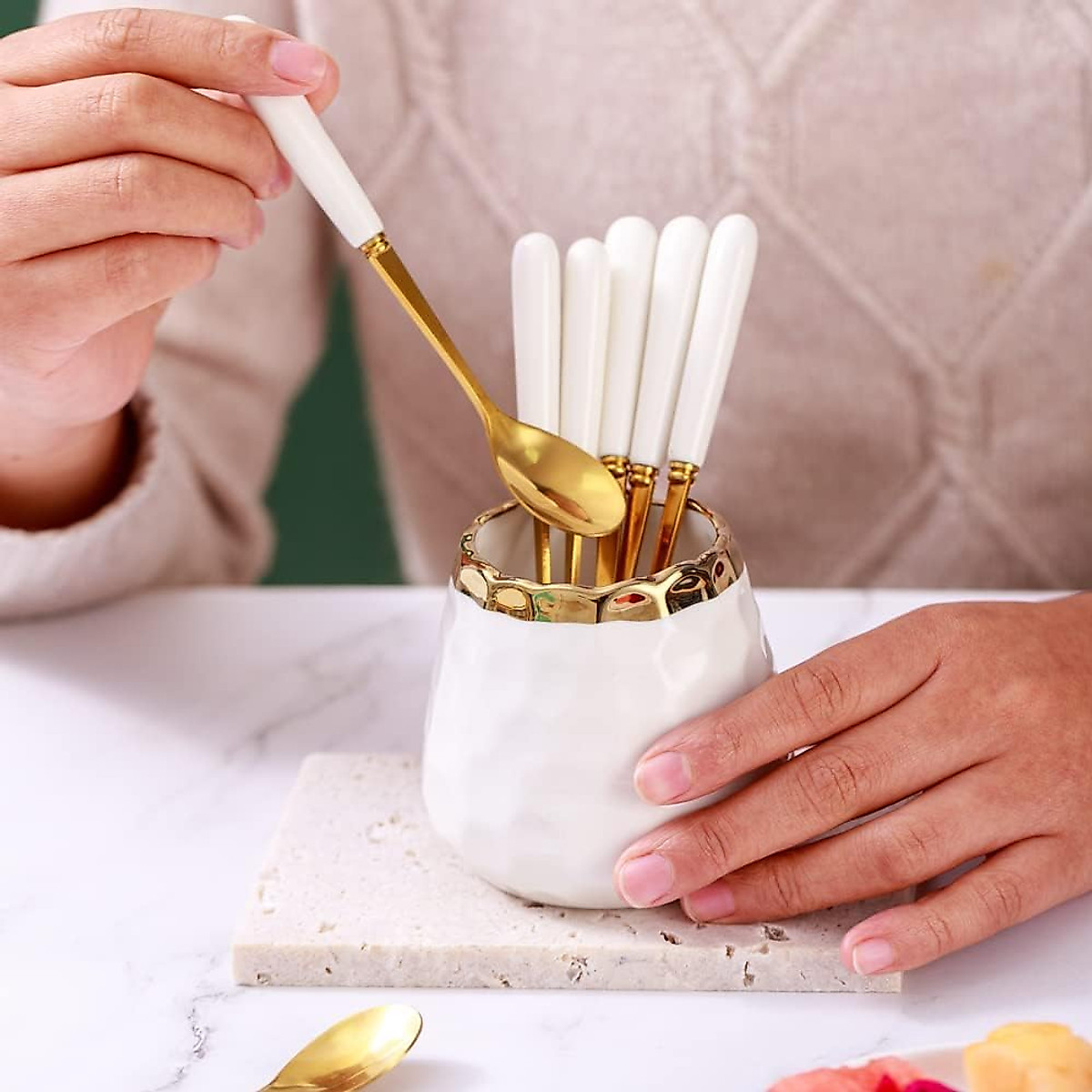 Tregoer Coffee Spoon & Dessert Fork Set,Ceramic Jar with 4 Forks and 4 Spoons for Coffee,Tea,Ice Cream,Cake,Flatware Set (White gold)