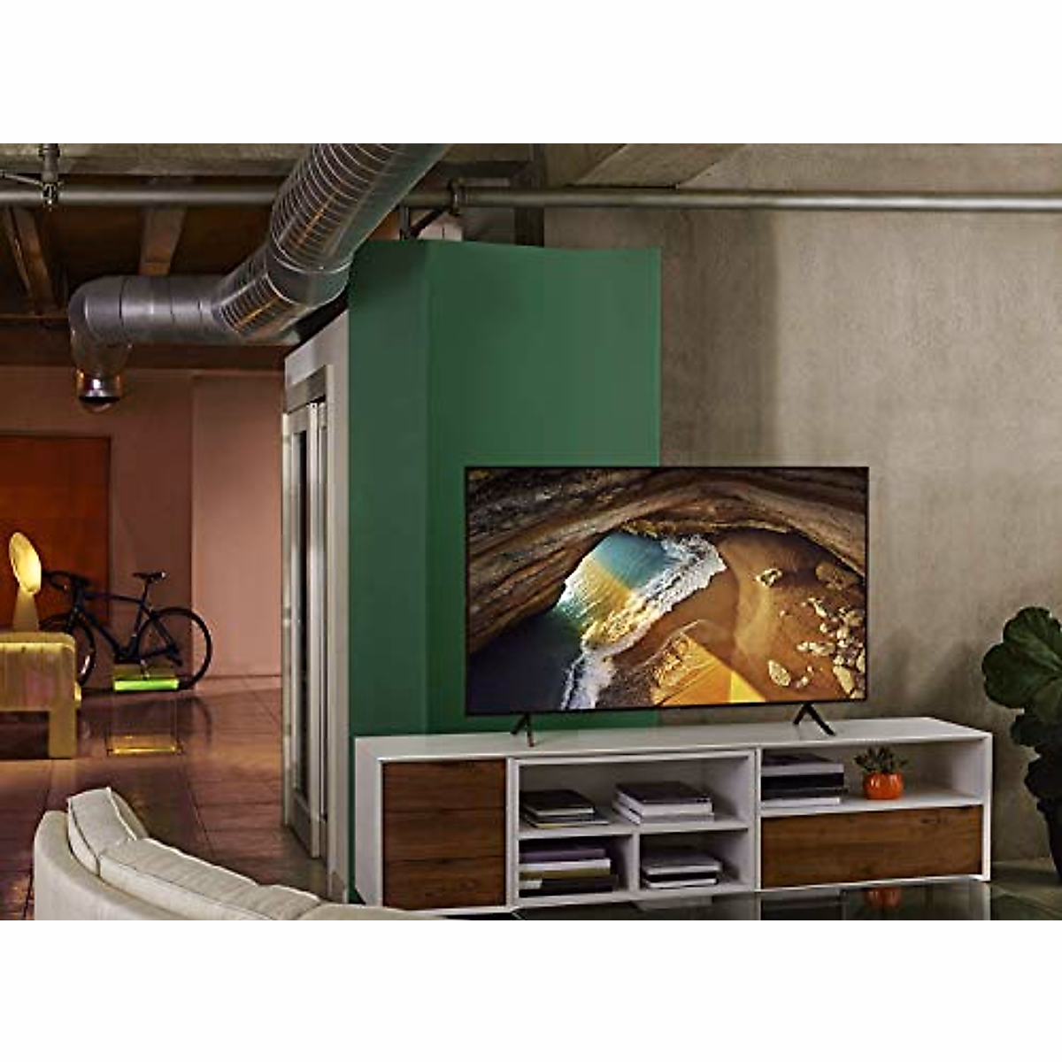 Samsung QN82Q60RAFXZA Flat 82-Inch QLED 4K Q60 Series (2019) Ultra HD Smart TV with HDR and Alexa Compatibility