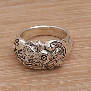 NOVICA Artisan Handmade Sterling Silver Band Ring Rooster from Indonesia Cocktail Animal Themed Bird [ring Front 0.5 in L x 0.9 in W x 0.2 in H Band Width 3 mm W] ' Ayam Jago'