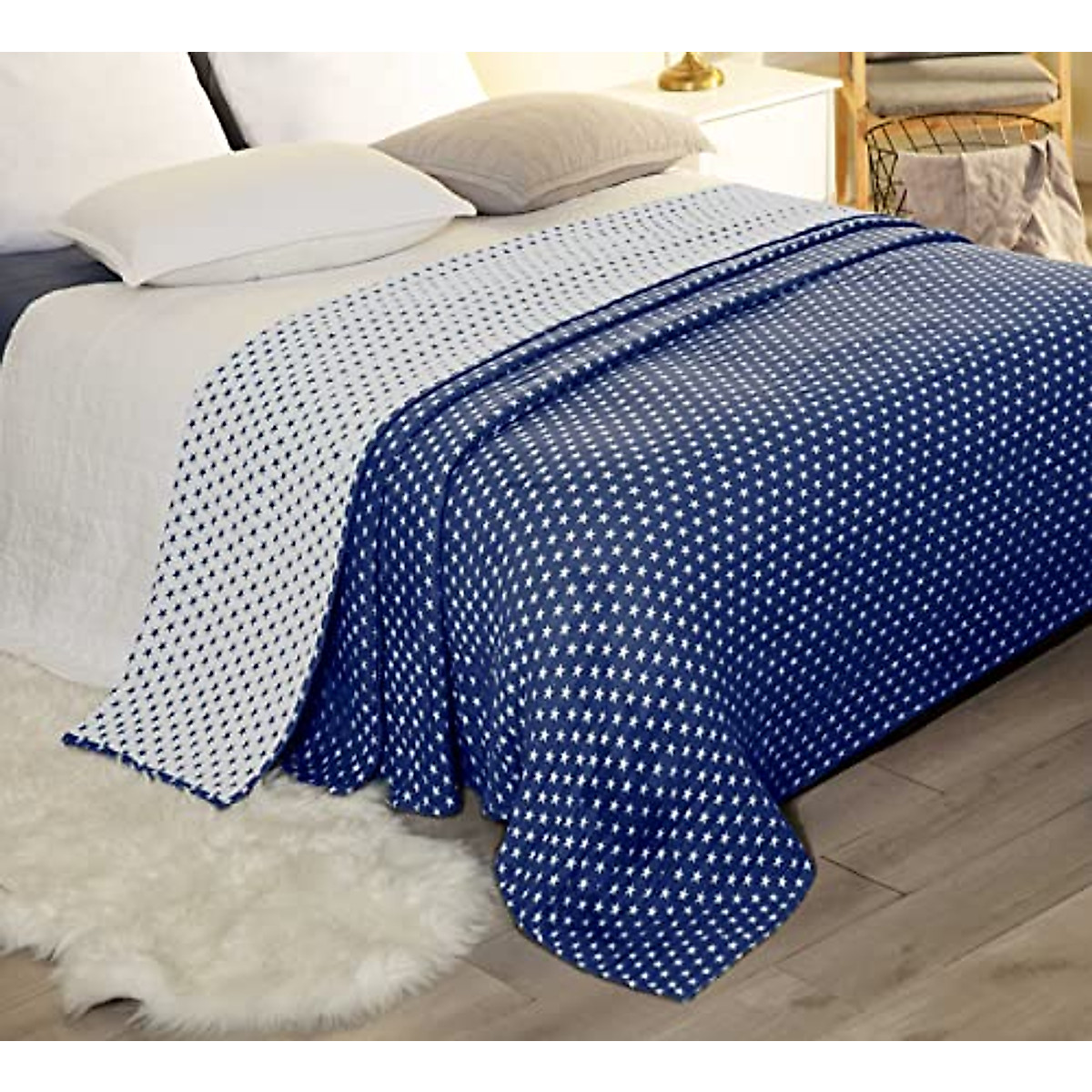 Sterling Creek Dawson Star Muslin Cotton Blanket Three Layers Lightweight Breathable Gauzy Blanket for Adults, All Season (Throw, Navy)