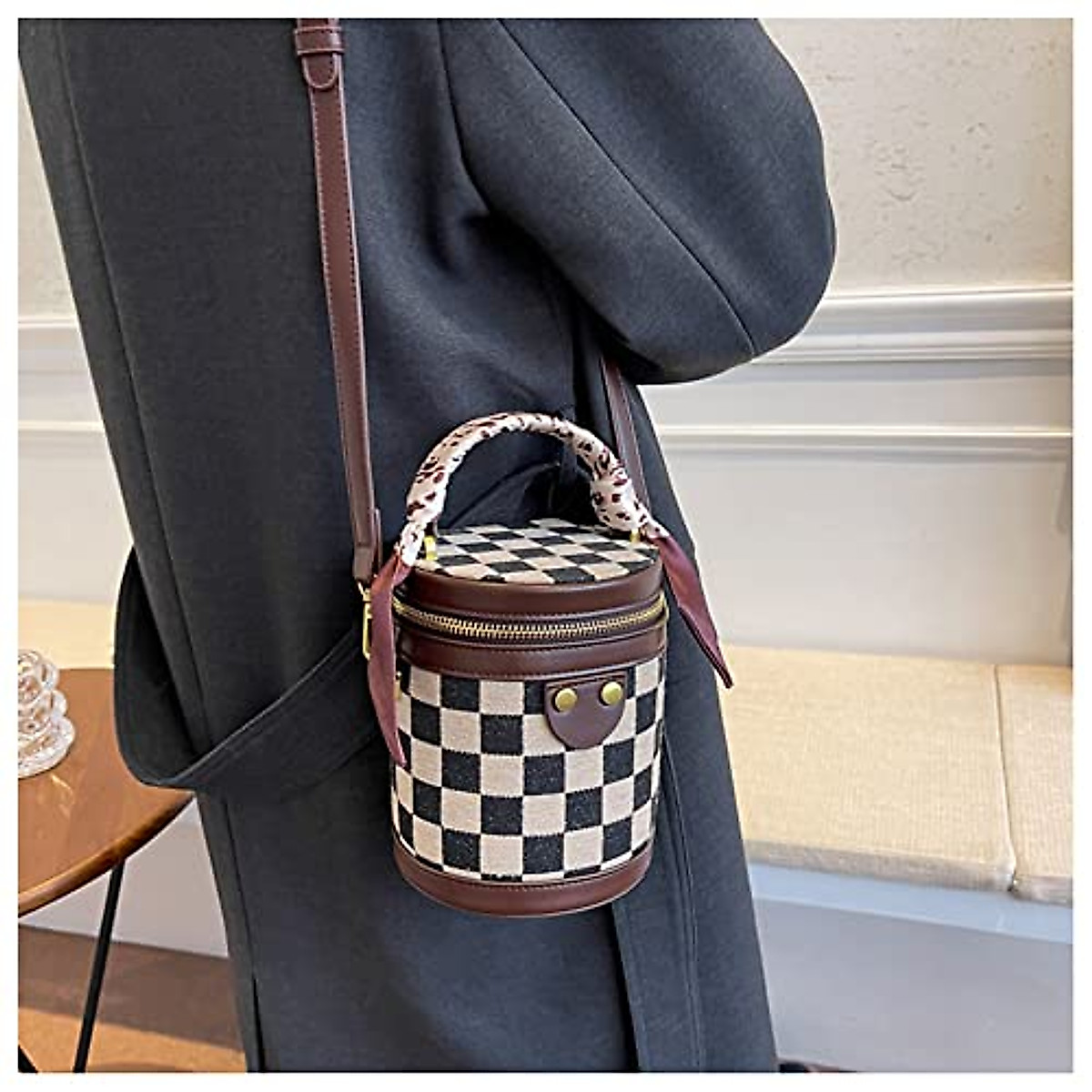 Fashion Cute Top Handle Flap Crossbody Bag for Women Classic Retro Plaid Bucket Cylinder Bag Shoulder Bag Purse (Brown)