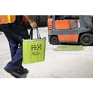 AABACO Universal Spill KIT – Perfect Spill Kits for Trucks - in Portable High Visibility Yellow Tote Bag –for Spill Response – Chemical Or Oil Containment -1 Kit