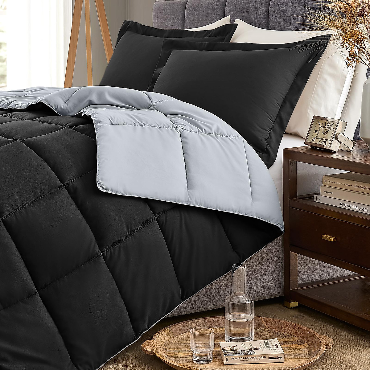Homelike Moment Twin Comforter Set Black, Comforter Twin Size Bed Set, Lightweight Reversible Down Alternative Bed Comforters All Season Soft 2 Piece Bedding Sets with Sham Black/Light Grey