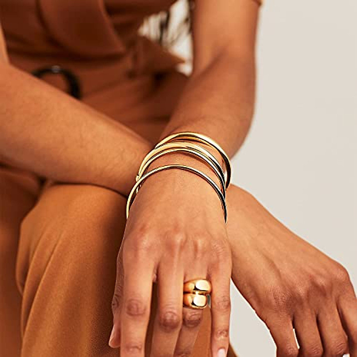 Kainier 3mm 14K Gold Plated Bracelet Stainless Steel Glossy Stackable Thin Round Bangle Bracelet for Women Oval Solid Plain Polished Bracelet Best Gifts for Love