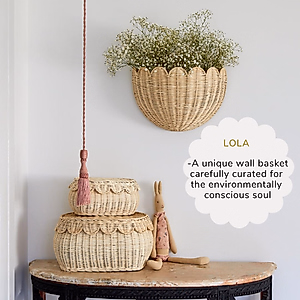 BEBE BASK Scalloped Wicker Wall Basket - Hand Woven Scalloped Basket – Scalloped Décor Wall Hanging Baskets – 16 x 10 x 7 In - Hanging Wall Basket