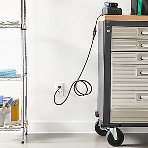 Amazon Basics 6-Foot Extension Cord - 13 Amps, 125V - Black