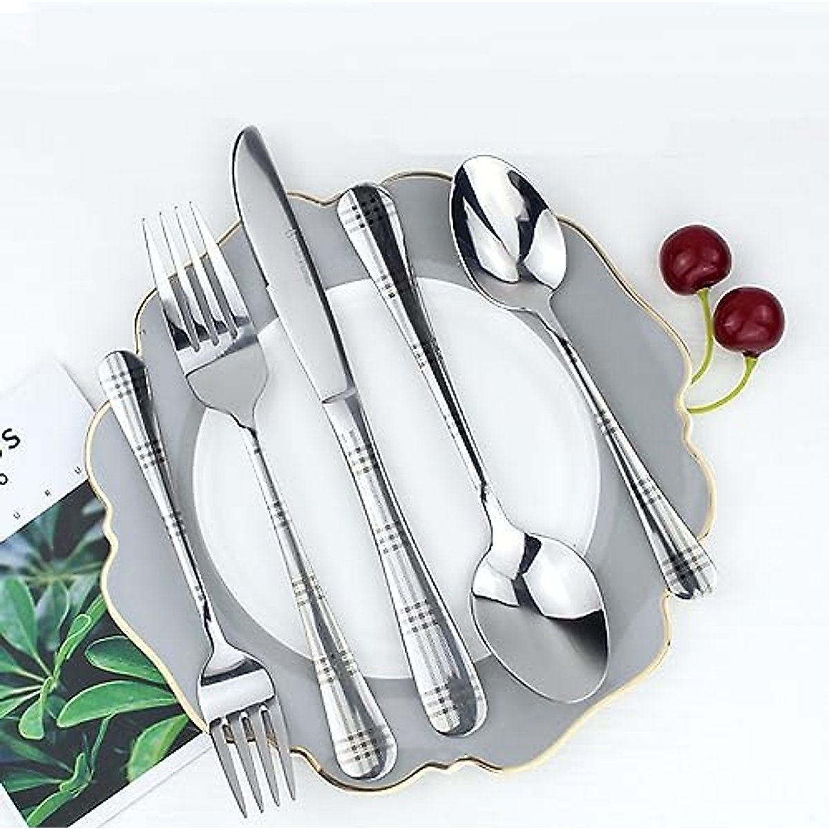 Silverware Set Flatware Retro Black Polka Dots for 4 Utensil Cutlery Geometric，Mirror Polished，Great for Famil，Dinnerware，Gatherings Daily Use–Spoons,Knives,Teaspoons,Forks 20-Piece