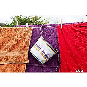 FRANK PRESSIE Clothespin Bag for Outdoor Clothesline Waterproof with Closing String and Hanging Hook for Line with 40 Pcs Eco Wooden Clothes Pins in Peg Organizer