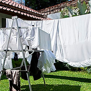 uxcell Portable Clothesline, 32.8ft Nylon Windproof Non-Slip Washing Line Rope for Courtyard Outdoor Travel Camping Laundry Drying, Green