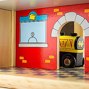 Bigjigs Rail Wooden Railway Station - Other Major Rail Brands are Compatible