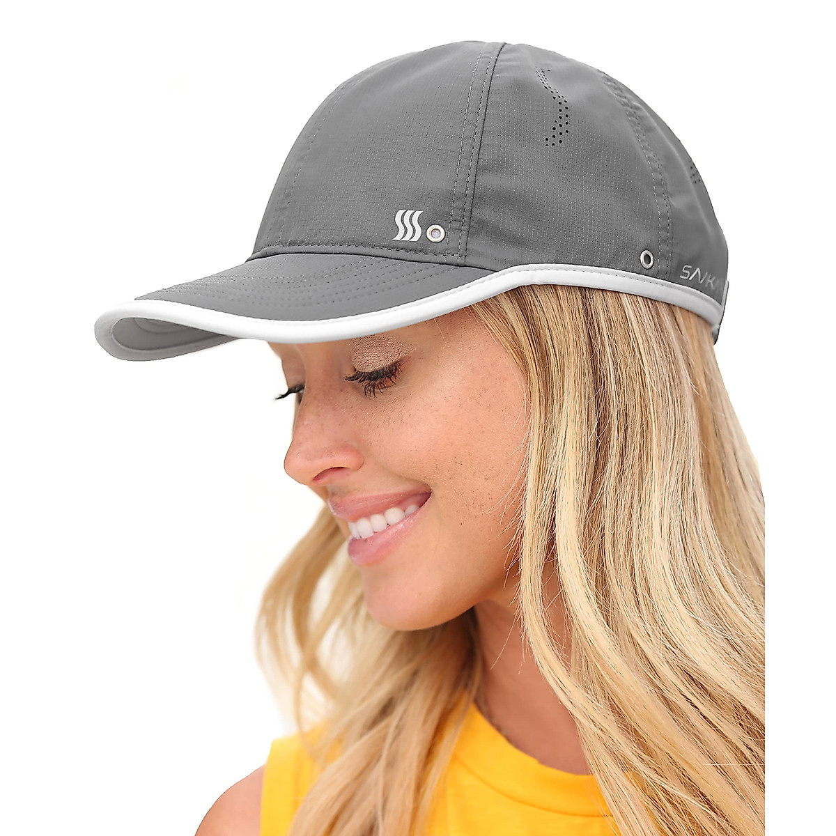 SAAKA Performance Sports Hat. Lightweight, Quick Drying. Running, Tennis & Golf Cap for Women (Graphite, Medium/Large)