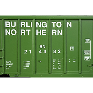 Bachmann Trains - 50' Outside Braced Box Car with Flashing End of Train Device - Burlington Northern - HO Scale