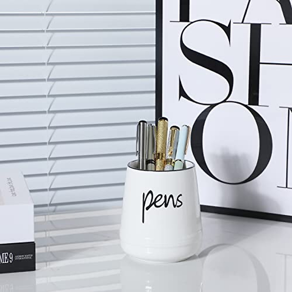 LEEOTYI Ceramic Farmhouse Pen Holder for Desk, Pencil Organizer 16 oz (White)