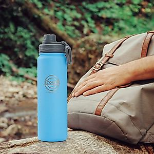 STOVER Insulated Water Bottle, 25oz Stainless Steel Double Wall Vacuum Wide Mouth Leakproof Spout Lid with Handle Ideal for Sports, Travel & Daily Use (Light Blue)
