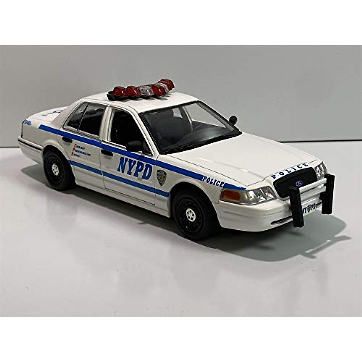 Greenlight 85513 Hot Pursuit - 2011 Ford Crown Victoria Police New York City Police Dept (NYPD) 1/24 Scale