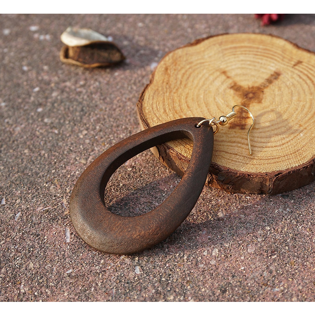 Wowanoo 2pcs Wood Earrings Natural Wooden Teardrop Earrings Geometric Lightweight Drop Earrings for Women DroBrown