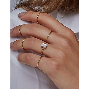 Michooyel 18K Gold Plated 2ct (D Color, VVS Clarity) Cubic Zirconia Radiant Cut Statement Ring for Women 925 Sterling Silver Adjustable Women's Rings