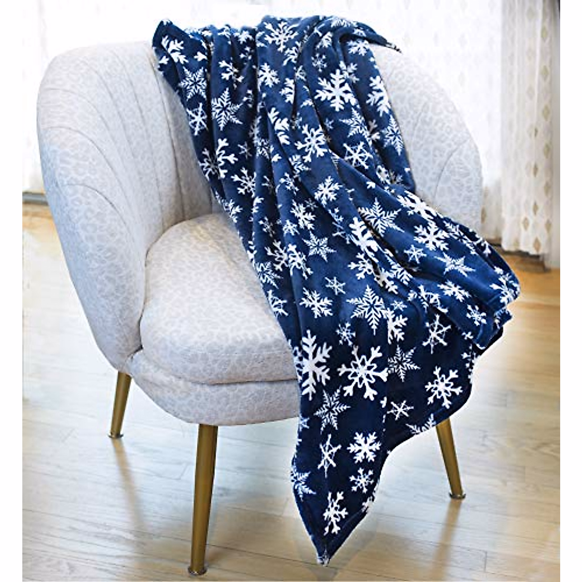 NANTA Fleece Blanket with Pouch Flannel Perfect for Sofa Couch Throw Blanket Super Cute Soft Blanket