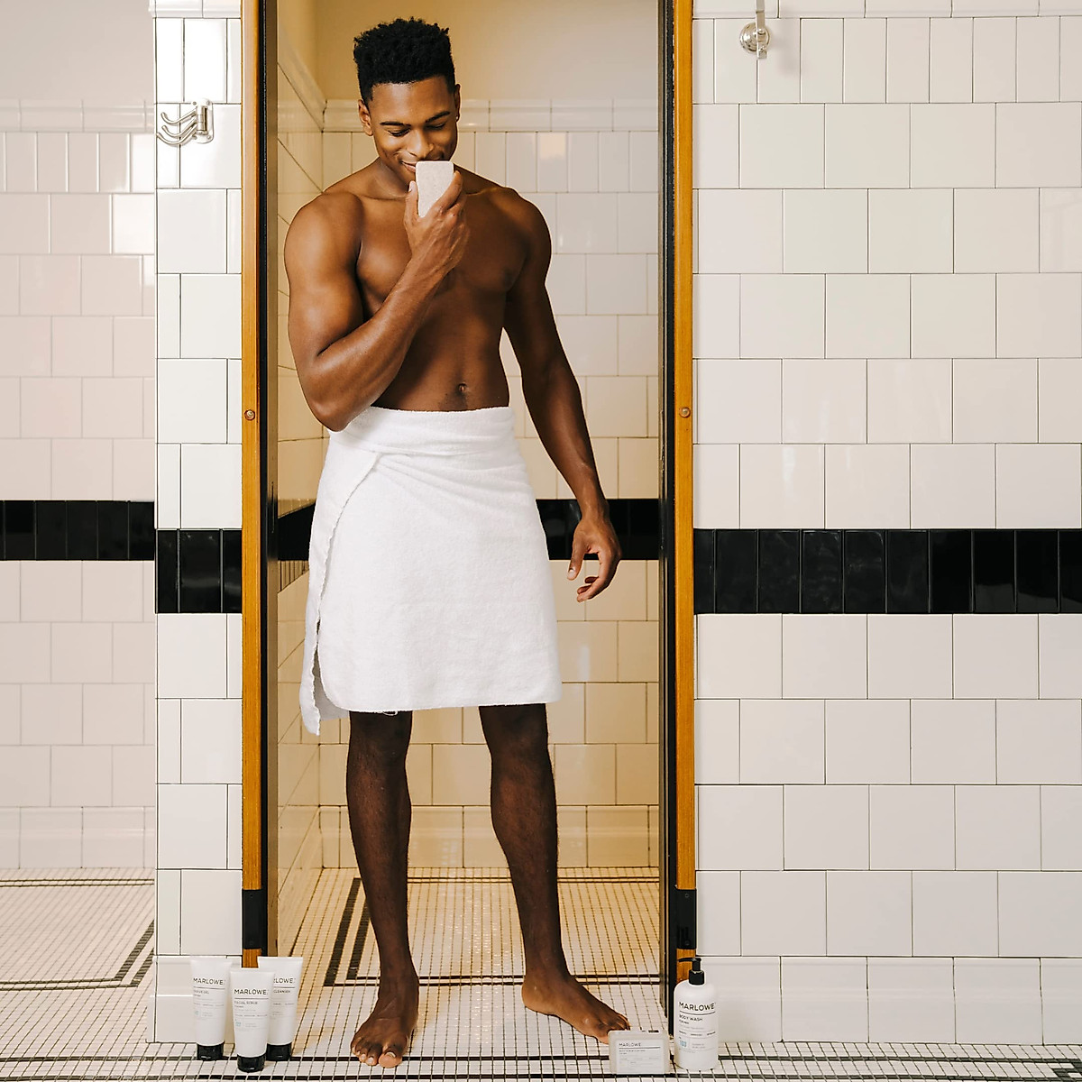 MARLOWE. No. 102 Men's Body Scrub Soap 7 oz, Earthy Oud Wood Scent, Best Exfoliating Bar for Men, Made with Natural Ingredients, Apricot Seed Powder, Shea Butter, Olive Oil, Green Tea Extracts