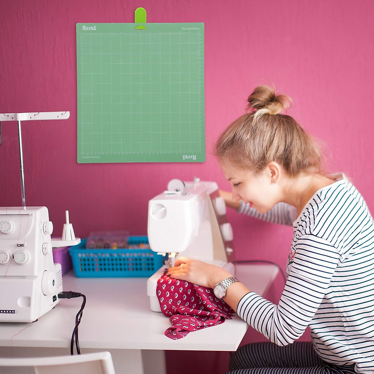 6 Pieces Cutting Mat Hanger, 2.17 Inch x 1.19 Inch Cutting Mat Storage, Standard Grip Cutting Mat Holder, Green Cut Mats Accessories