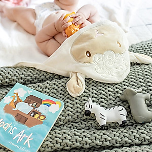 Tickle & Main Noahs Ark Toy Gift Set, 5-Piece Set Includes Book, Hooded Towel, & 3 Squirt Toys for Toddlers & Kids