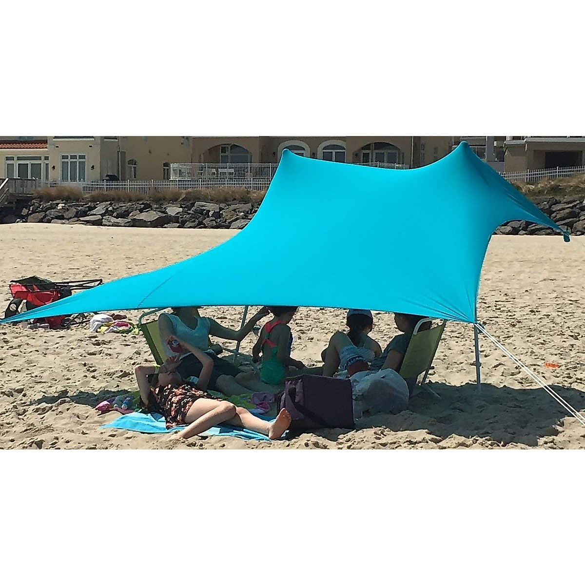 eZthings® UV Light Sun shade Protection Beach Shelters - Lightweight Tent Canopy with Sandbag Anchors (Light Blue, 7.5 x 7.5 ft - 6 ft Tall)