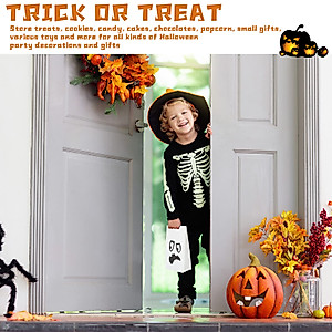 Jetec 30 Pcs Halloween Party Favor Bags Halloween Kraft Paper Treat Gift Bags Halloween Ghost Goodie Candy Bags White Trick or Treat Present Bags for Adults Birthday Halloween Party Supplies