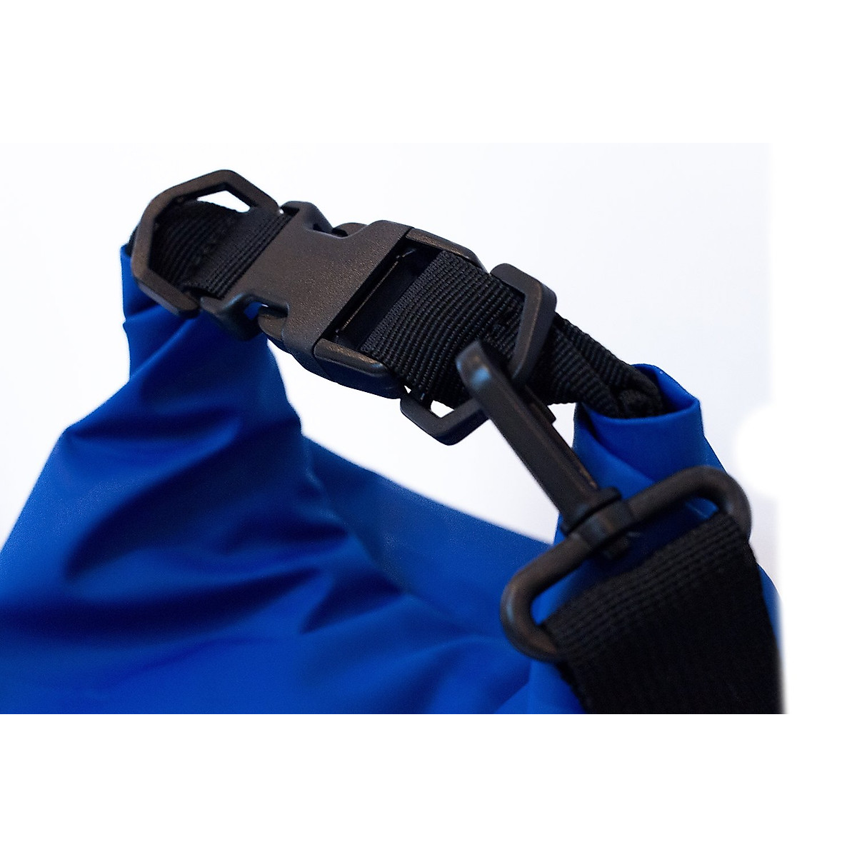 Premium Waterproof Bag/Roll Top Dry Bag - Perfect for Kayaking/Boating/Canoeing/Fishing/Rafting/Swimming/Camping/Snowboarding Crafted by Montem (Blue, 10L)