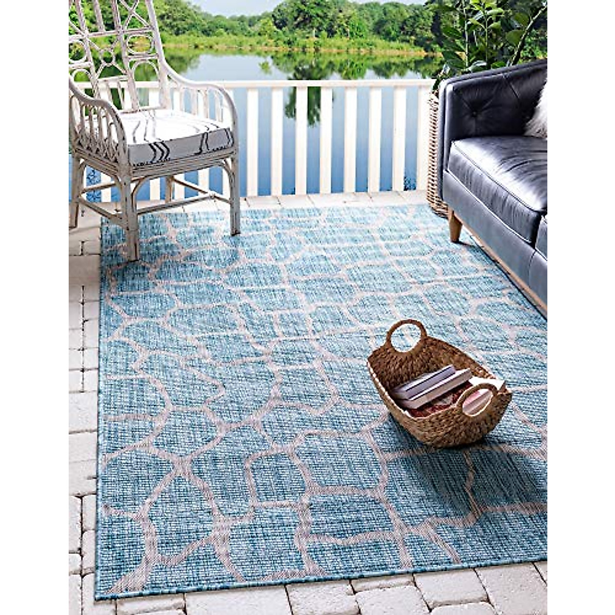 Unique Loom Outdoor Safari Collection Transitional Indoor & Outdoor Wildlife Inspired Animal Print with Giraffe Design Area Rug, 8 ft x 11 ft 4 in, Aqua Blue/Ivory